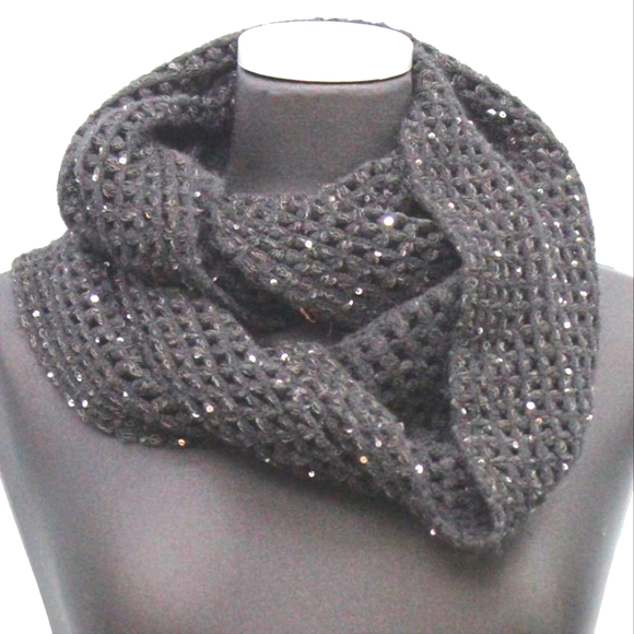 Hot Topic | Accessories | Sparkly Scarf | Poshmark